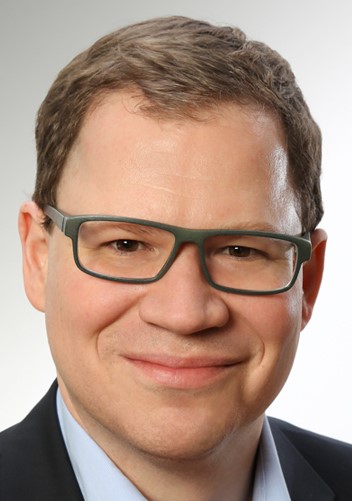 Interviu prof. univ. dr. Rupert Bartsch - Revista Galenus