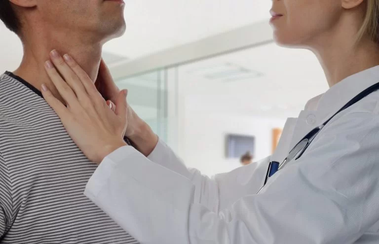 Tiroidita Hashimoto sau tiroidita autoimună